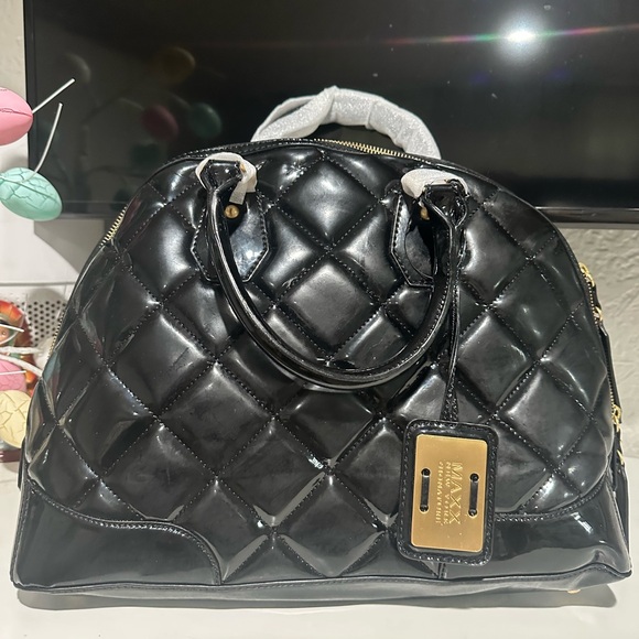 Maxx New York | Bags | Maxx New York Black Quilted Tote With Glossy ...